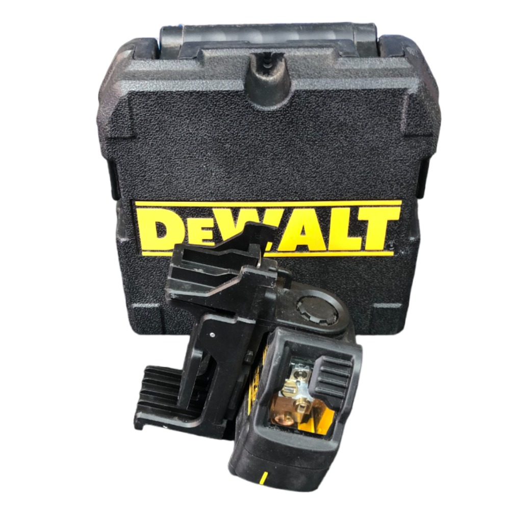 Pre-owned DeWalt dw088 laser - Own4Less
